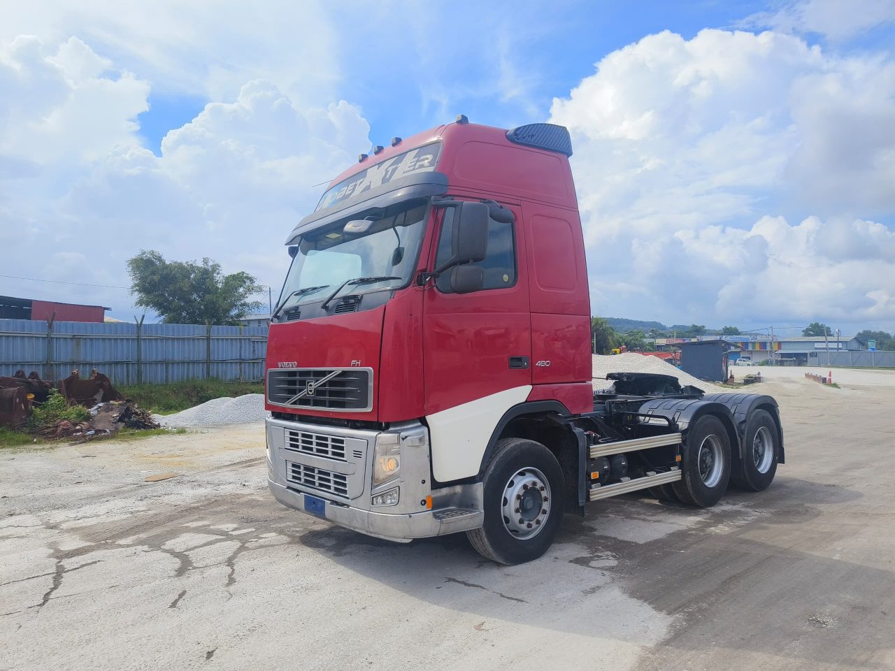 VOLVO FH13 V3 - Tng Trucks Sdn Bhd